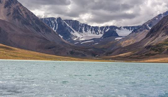 Алтай Таванбогд Буйр нуур орчмын бүсэд 4c ангиллын нисэх буудал байгуулна